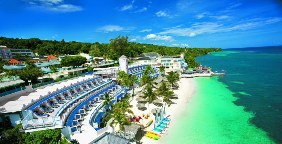 Beaches® Ocho Rios – A Spa, Golf & Waterpark ResortThe World's Greatest ...