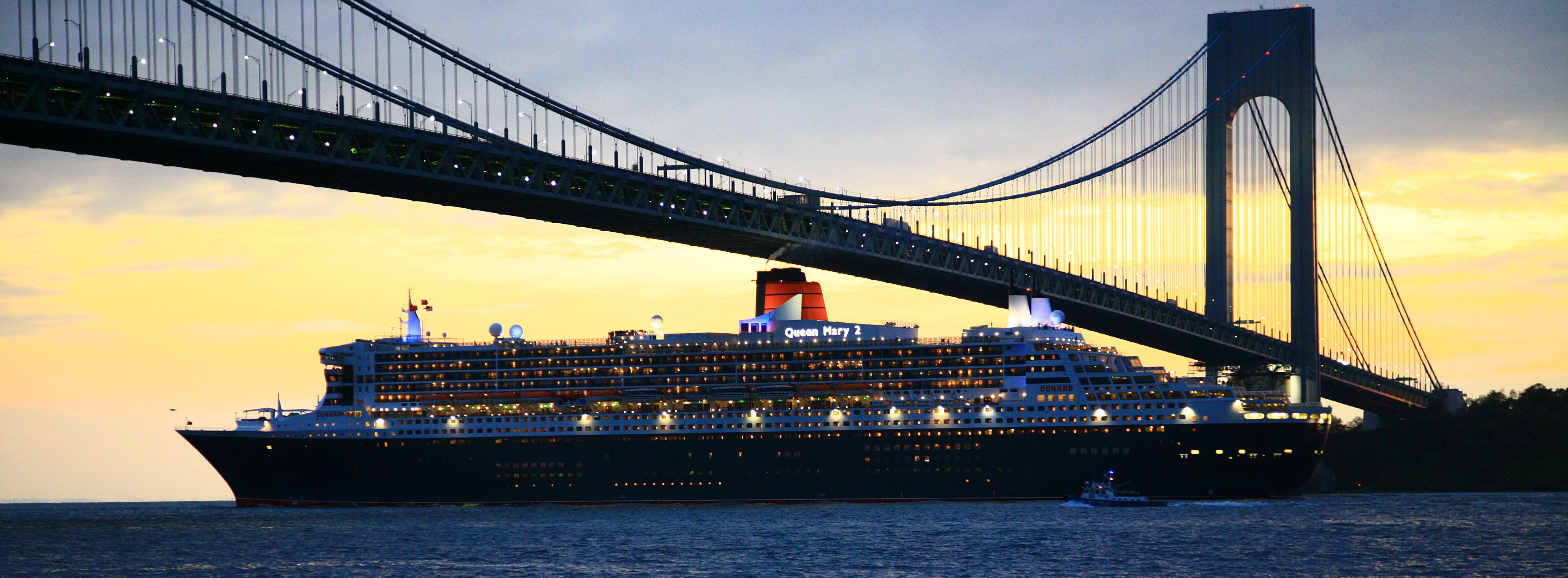 Queen Mary 2 Bridge The Queens Meet